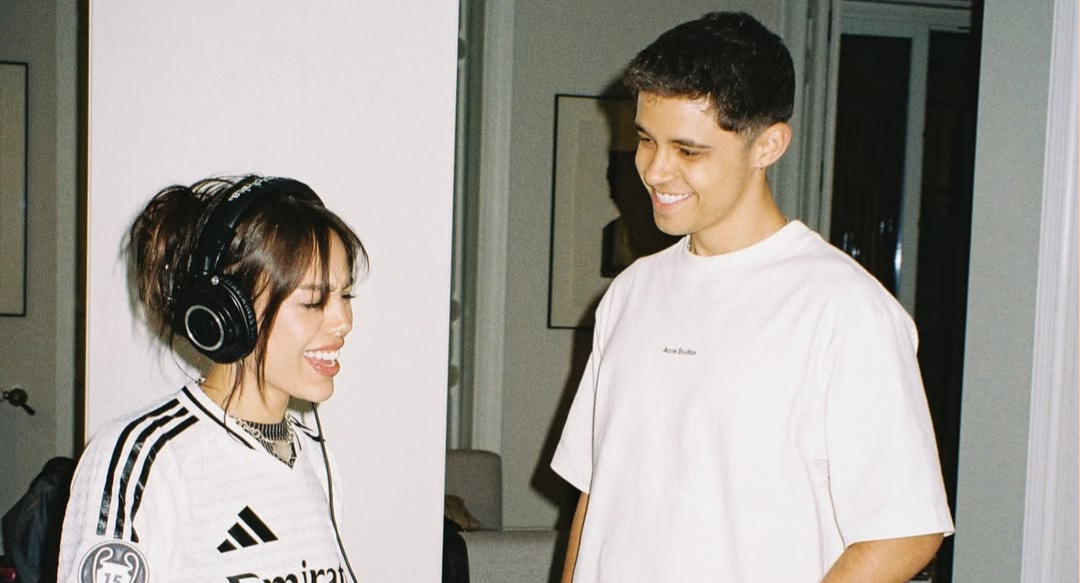 Critican a Alex Hoyer por jalonear a Danna Paola y evitar que conviva ...