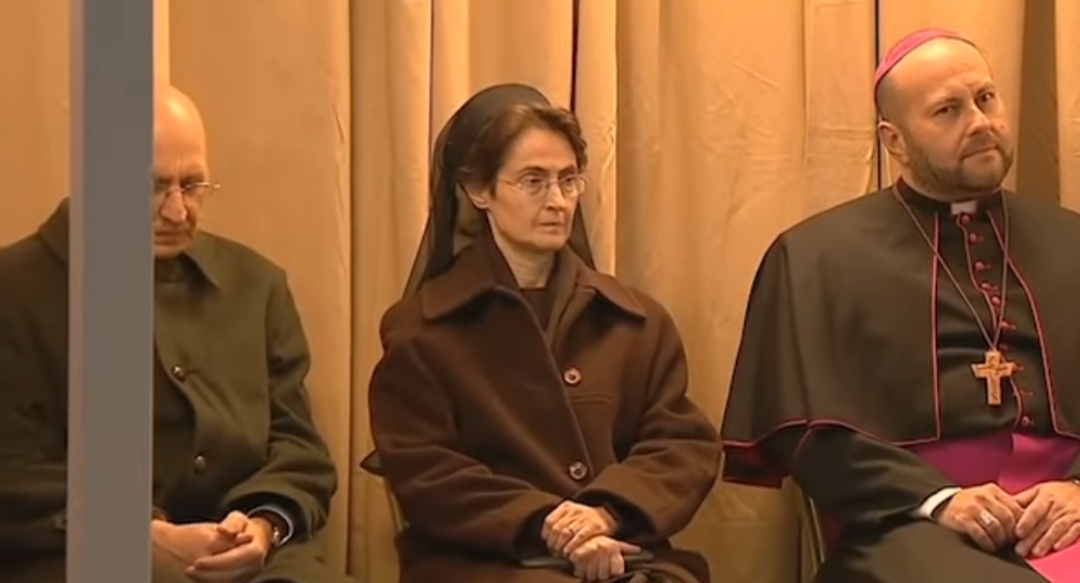 ¿Quién es Raffaella Petrini? La primera mujer gobernadora del Vaticano ...