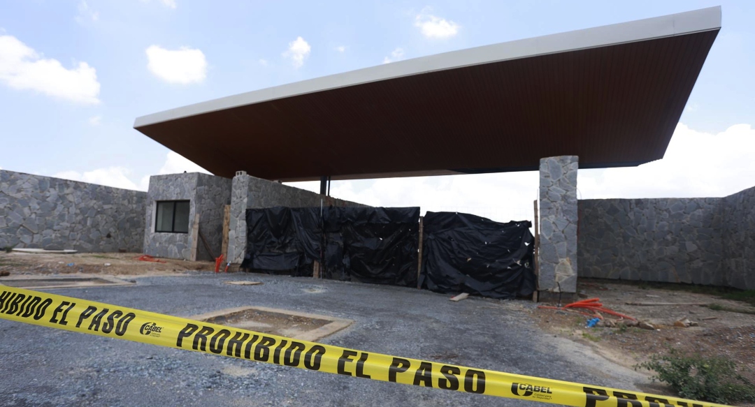 Hallan 60 cuerpos embalsamados en fosa clandestina de Ciudad Juárez | Guillermo Ortega - Tu ...