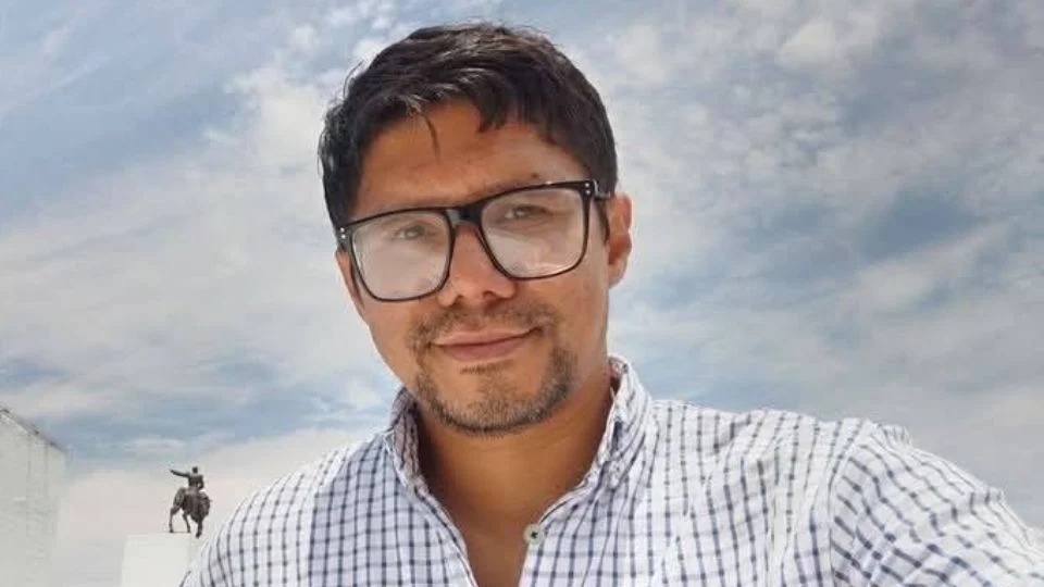 ¿Quién es Leonardo Ariel Escobar Barrios, académico colombiano y ...