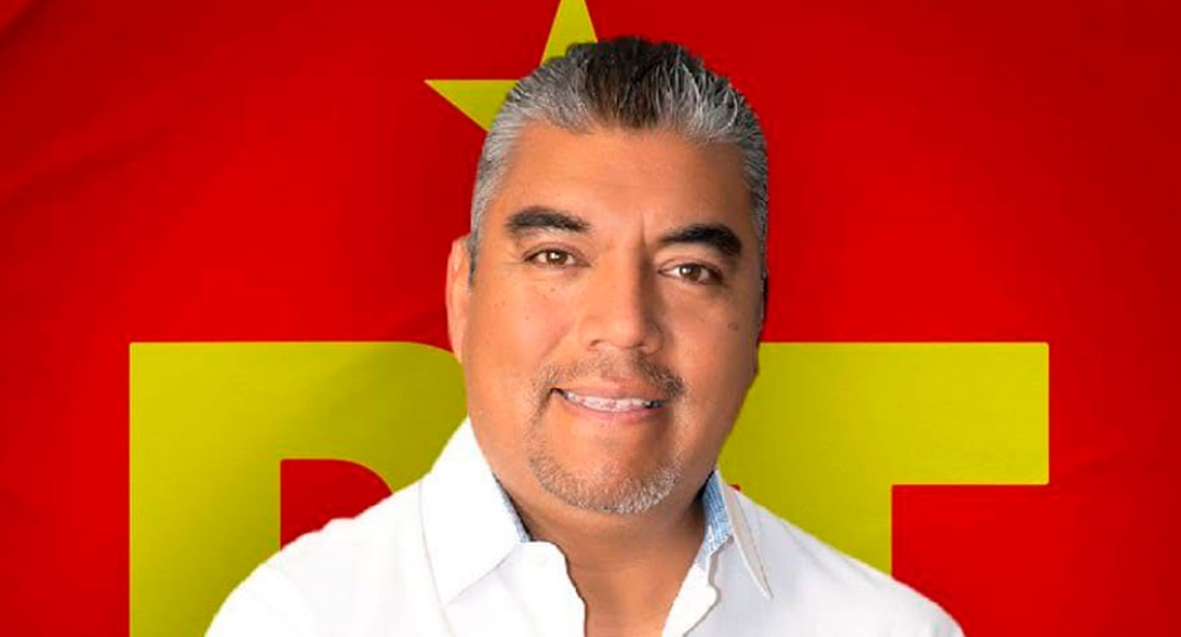 Isaías Rojas alcalde de Metlatónoc, resulta herido en intento de asalto en la Autopista del Sol ...