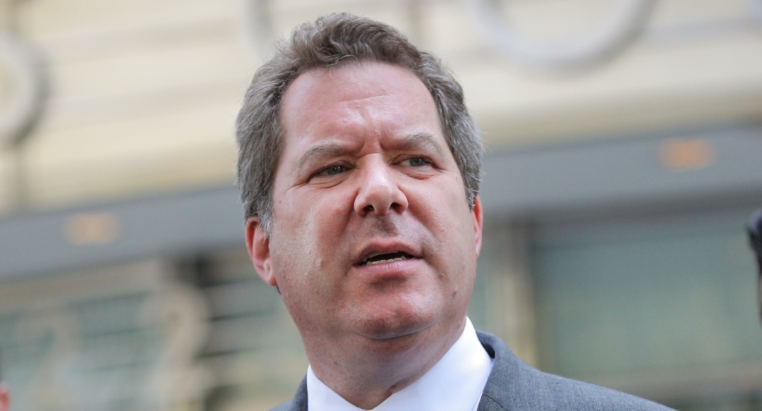 Sheinbaum afirma que ya presentó denuncia por difamación contra Jeffrey ...