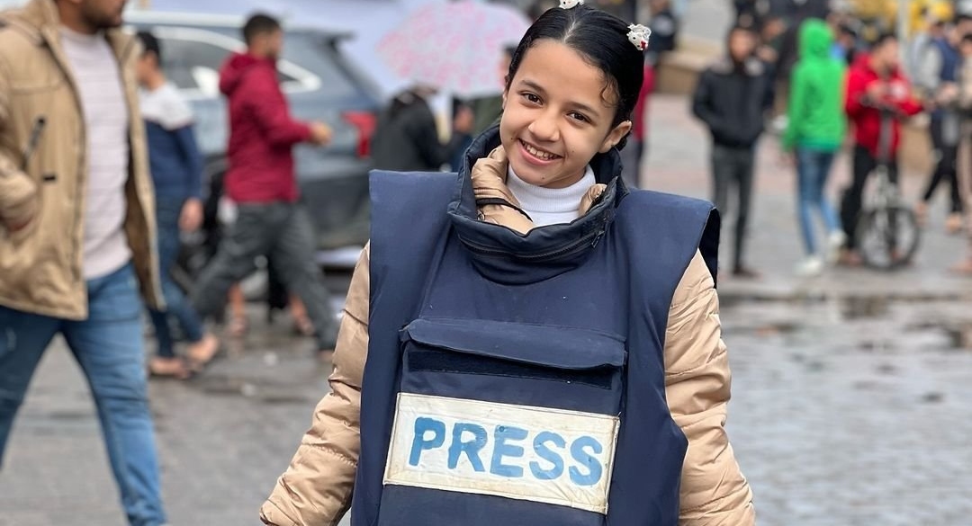 Muere Yaqeen Hammad, la niña influencer que luchó contra la guerra, en ataque aéreo israelí en ...